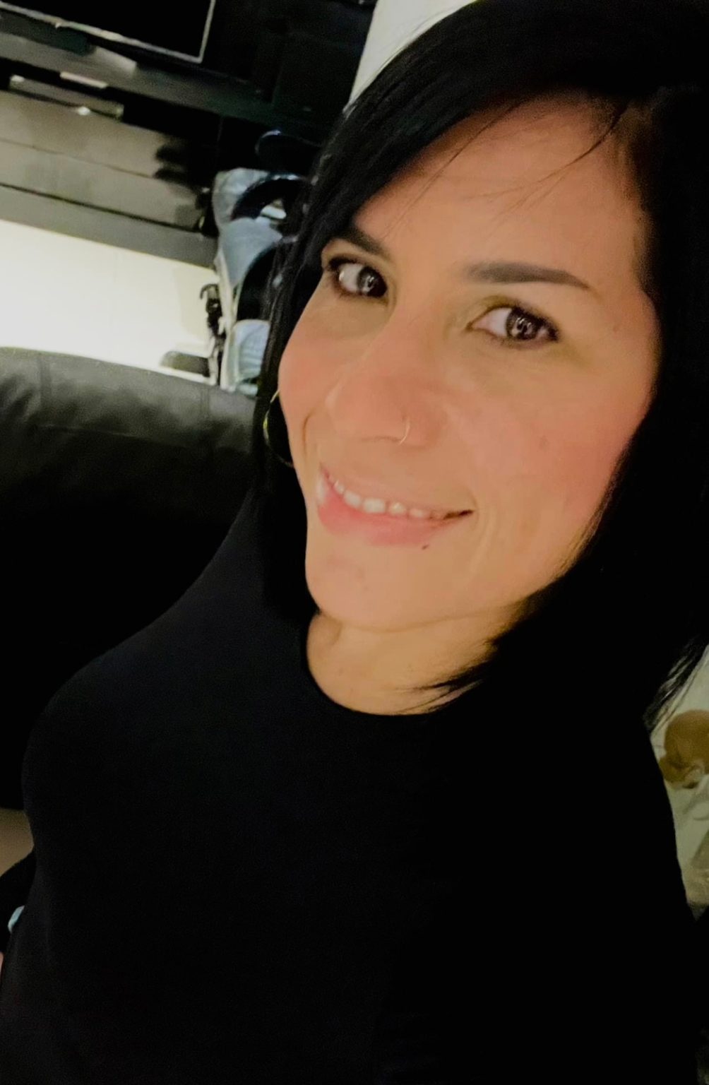 Nosotros – b-1tech